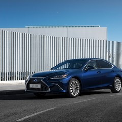 Lexus ES 300h y RC 300h 2019, prueba contacto: híbridos de lujo con ...