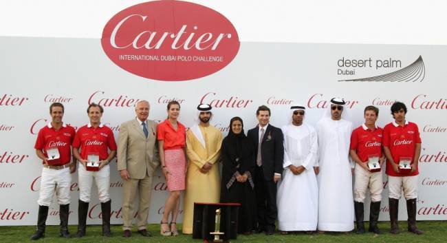 Carlota Casiraghi entrega los premios de la Cartier Polo Challenge ...