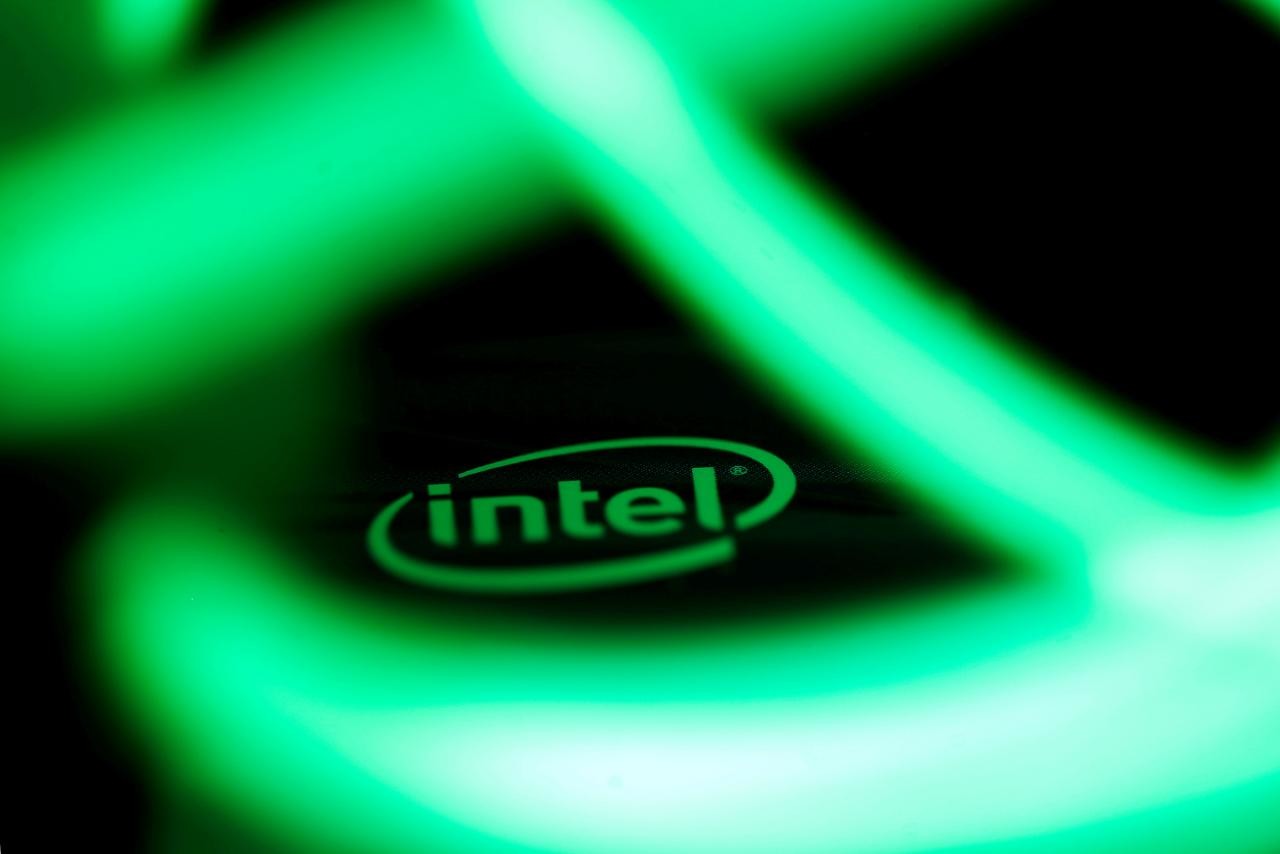 Intel ya se enfrenta a 32 demandas por la vulnerabilidad de Spectre y ...