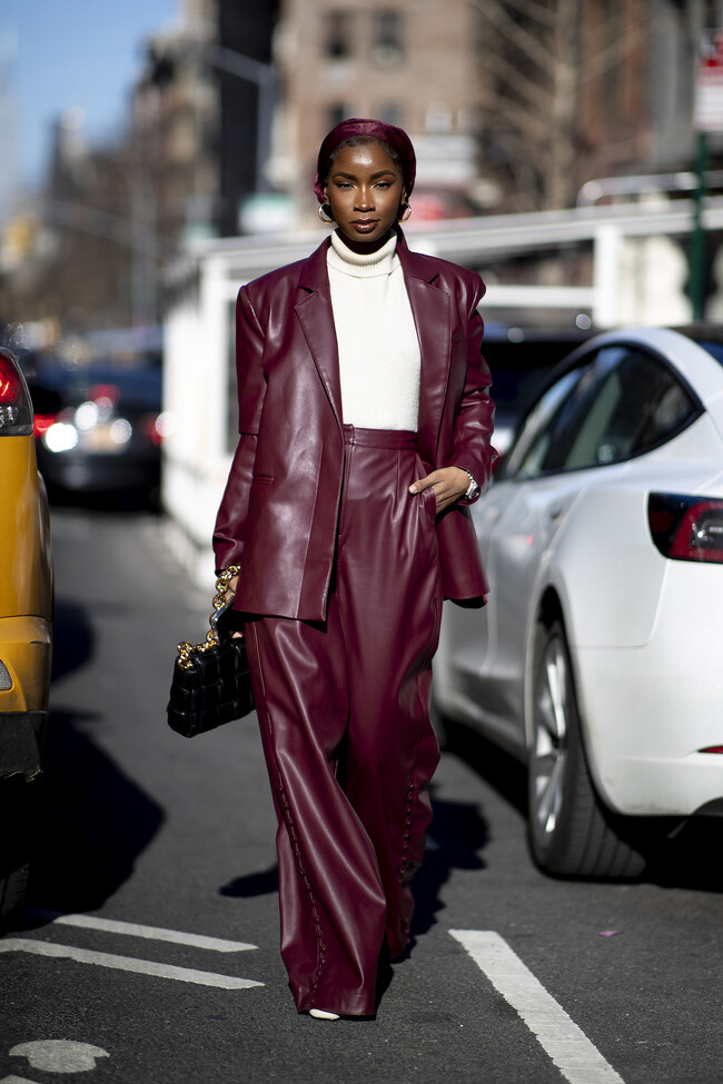 15 combinaciones de colores con las que mezclar el burdeos (y molarlo a ...