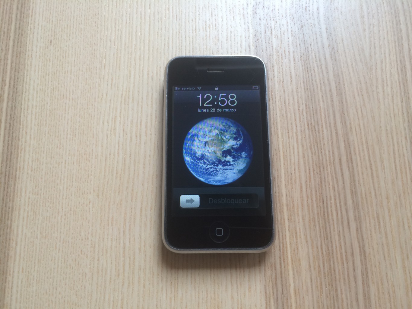 Regreso al Futuro: así reparé mi iPhone 3G de 2008