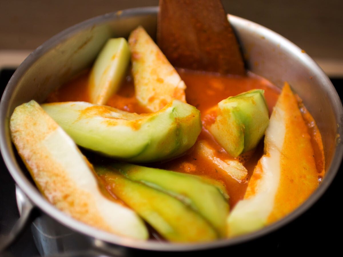 Qué es el chayote, la hortaliza prima del melón y el calabacín ...