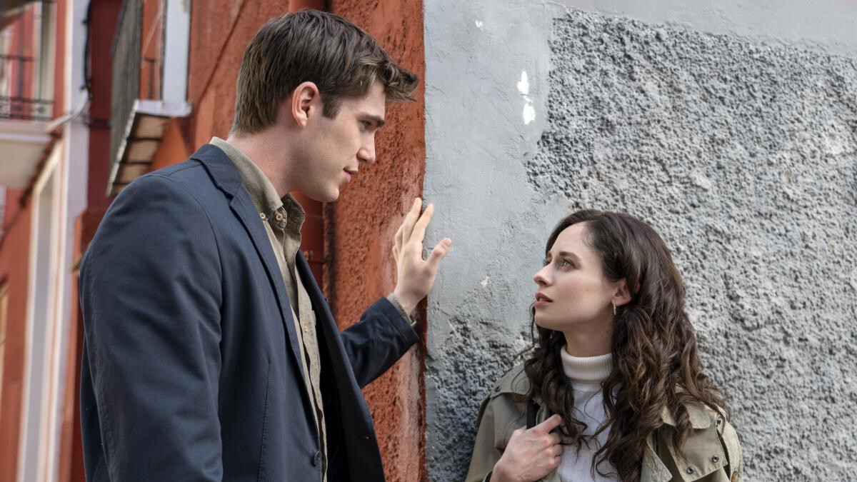 'Alba': todo lo que funciona (y lo que no) en la adictiva serie que ...