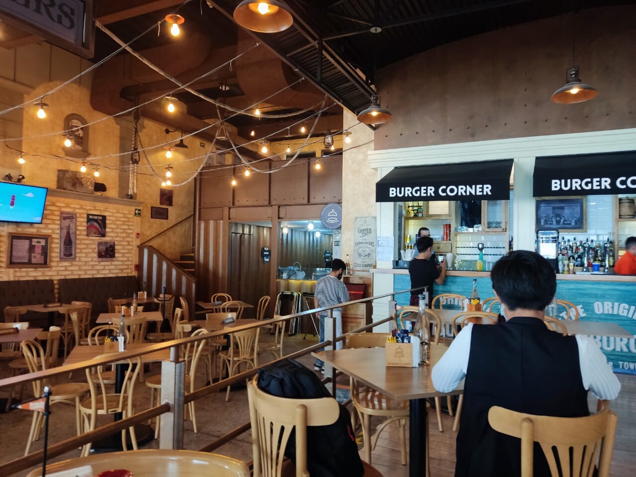 Burger Corner: un oasis de hamburguesas y postres al norte de la Ciudad ...