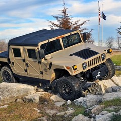 Humvee C-Series, 25 años después de su nacimiento, Bob Lutz resucita al ...