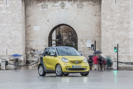 Smart fortwo cabrio 2016: al volante del descapotable más pequeño del ...