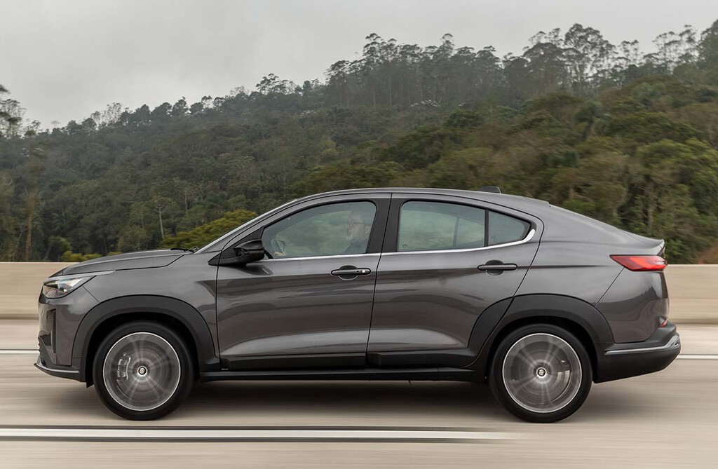FIAT Fastback: precios, versiones y equipo en México