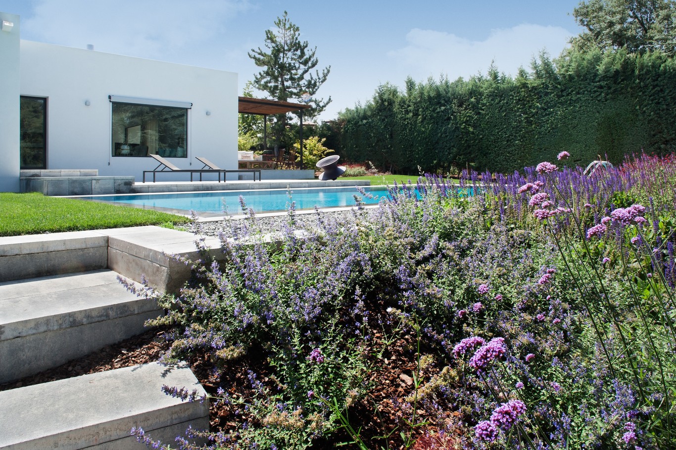 11 preciosos jardines que muestran la importancia del paisajismo como ...