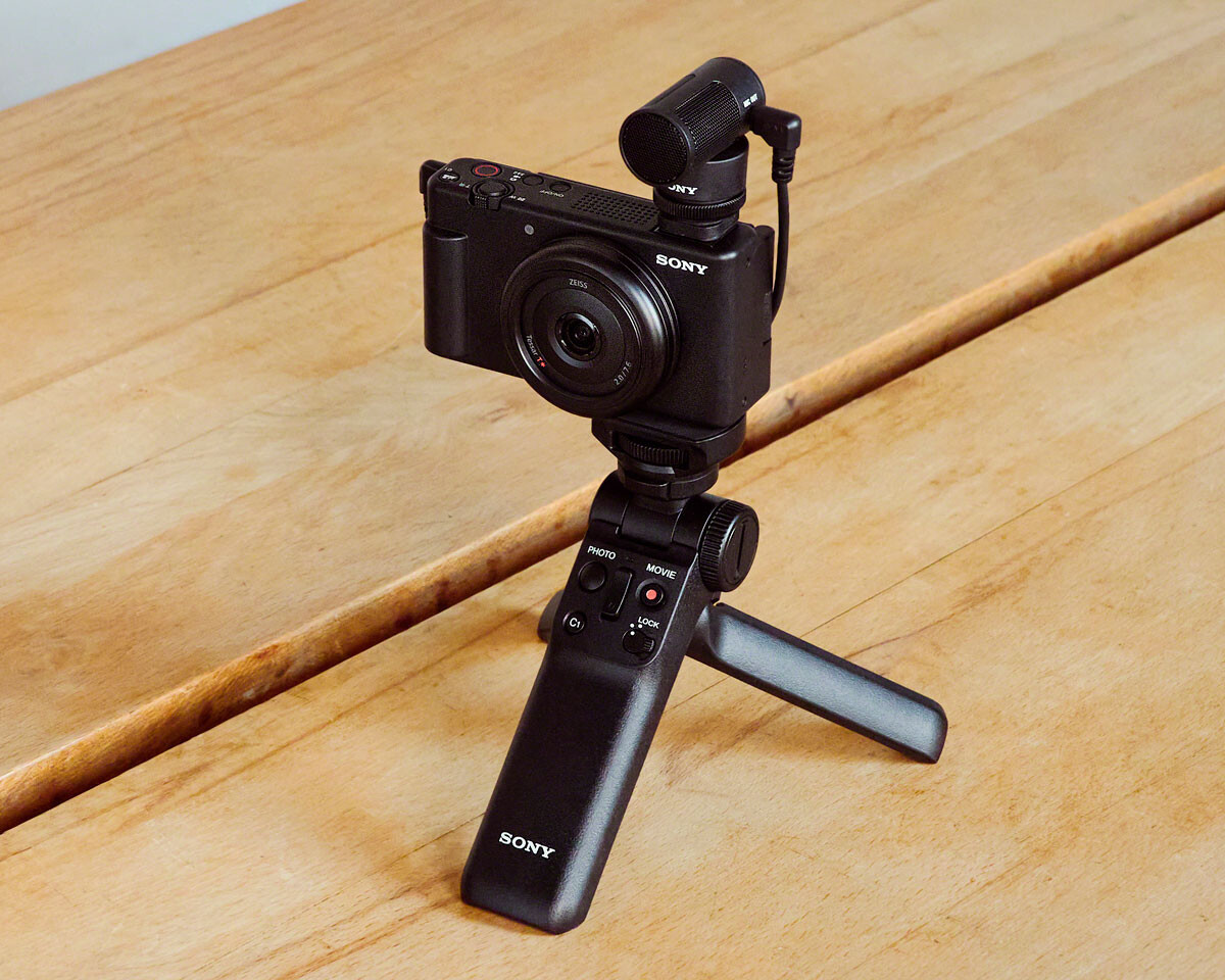 Sony ZV-1F: la nueva cámara de Sony para vloggers, ultra gran angular, efectos bokeh por doquier ...