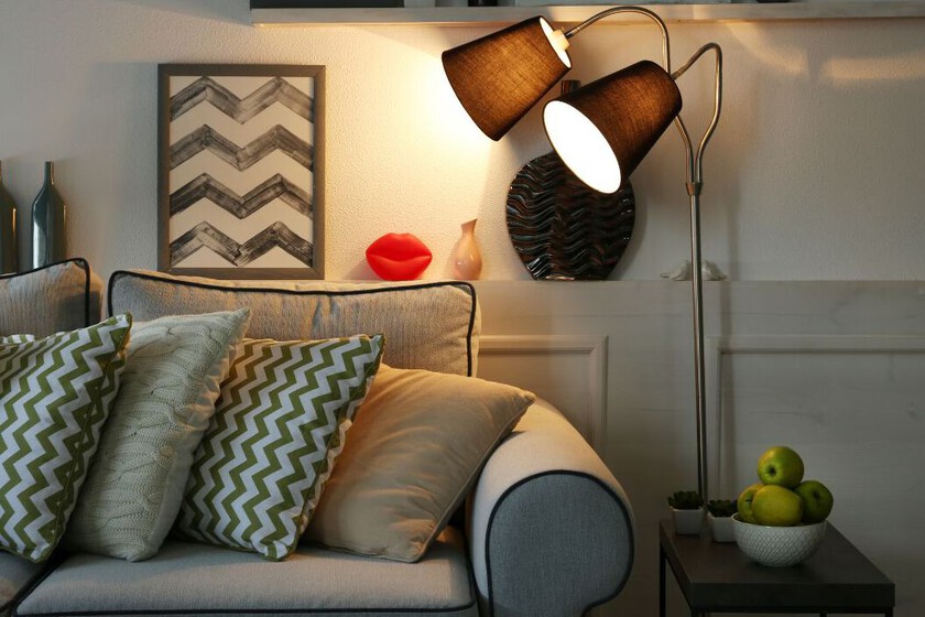 Dale un toque moderno a tu salón con la barra de focos que todos ...