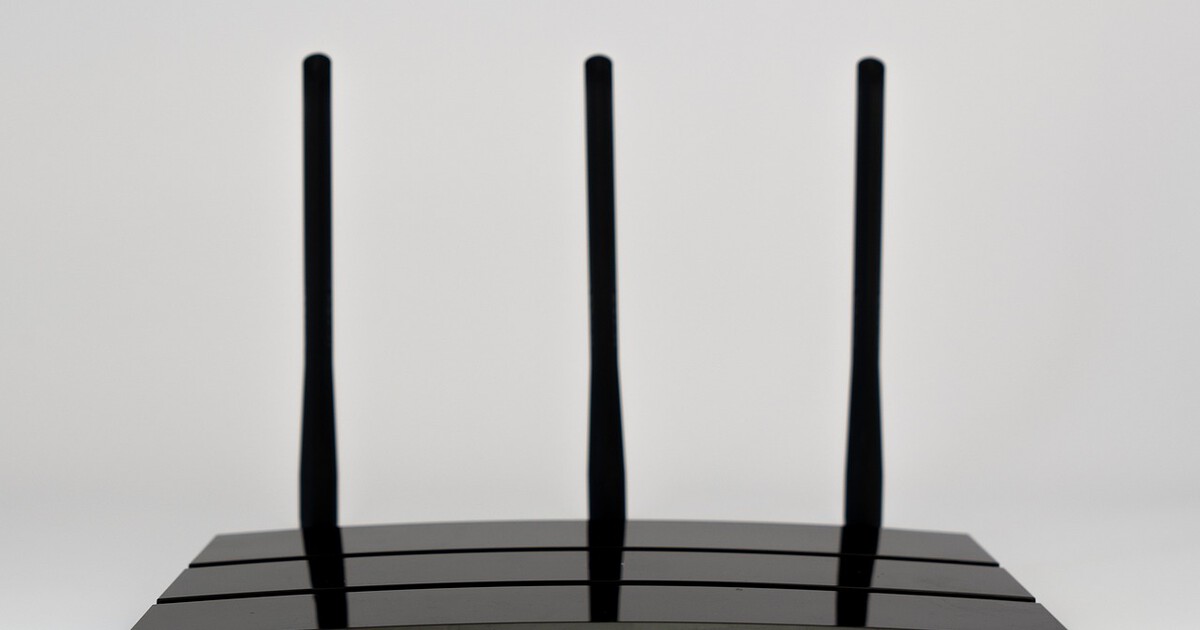 Así puedes mejorar la cobertura del Wi-Fi sin gastar ni un euro: cómo usar tu viejo router como ...