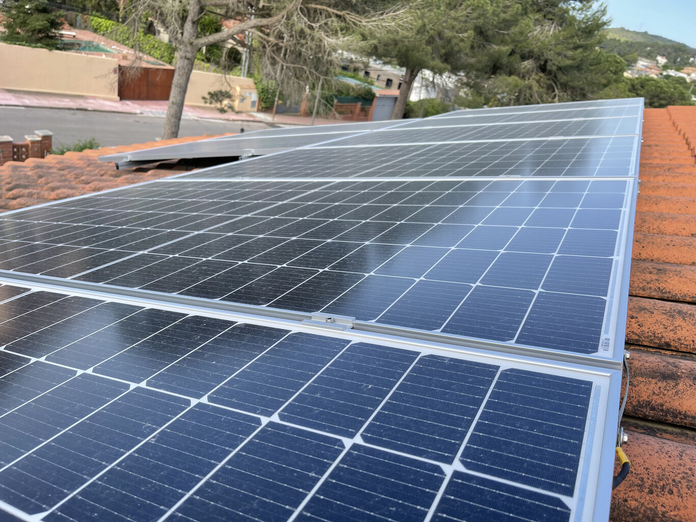 Gastar cero de luz y tenerlo todo encendido: así me monté mi propia ...