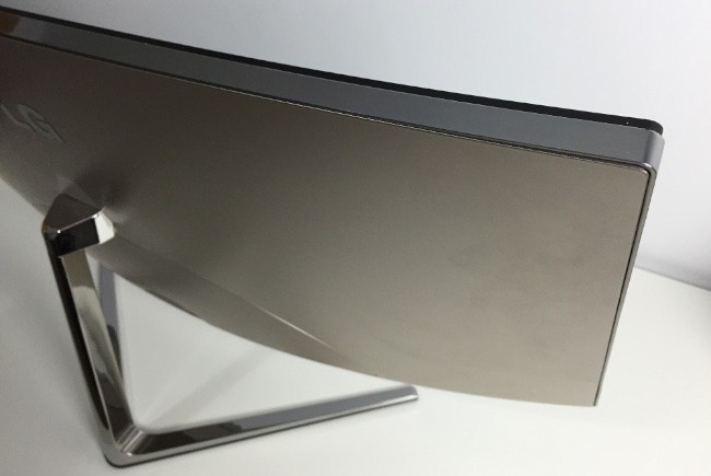 LG 34UC97, análisis