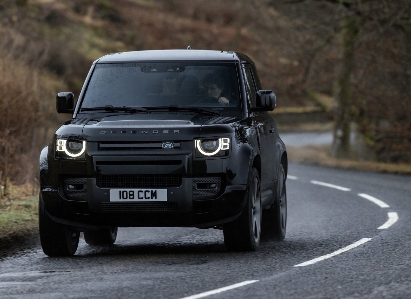 Land Rover Defender podría tener una versión SVR de más de 600 hp