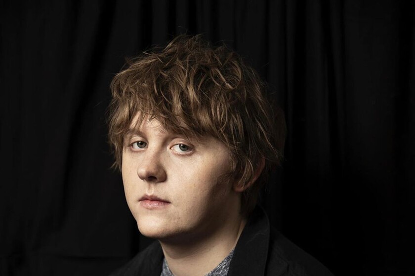 Lewis Capaldi pondrá la nota musical al viernes con un concierto vía ...