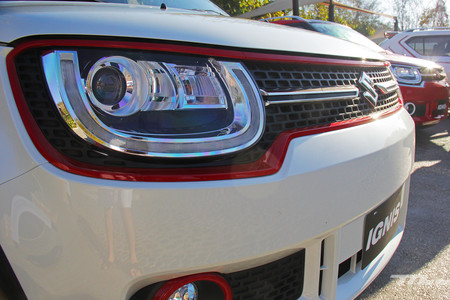 Manejamos el Suzuki Ignis, un "nano-SUV" que quiere ser el mejor primer ...
