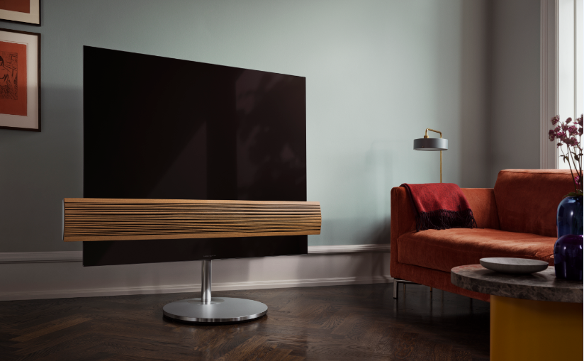 La nueva BeoVision Eclipse de Bang & Olufsen incorpora la madera de roble a su diseño