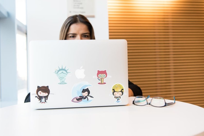 El nuevo currículo para desarrolladores de freeCodeCamp incluye 1400 ...