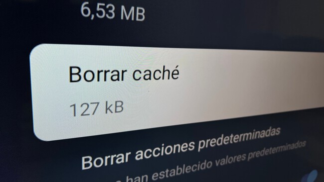 Por qué es importante limpiar la memoria caché en Android TV y cómo se hace