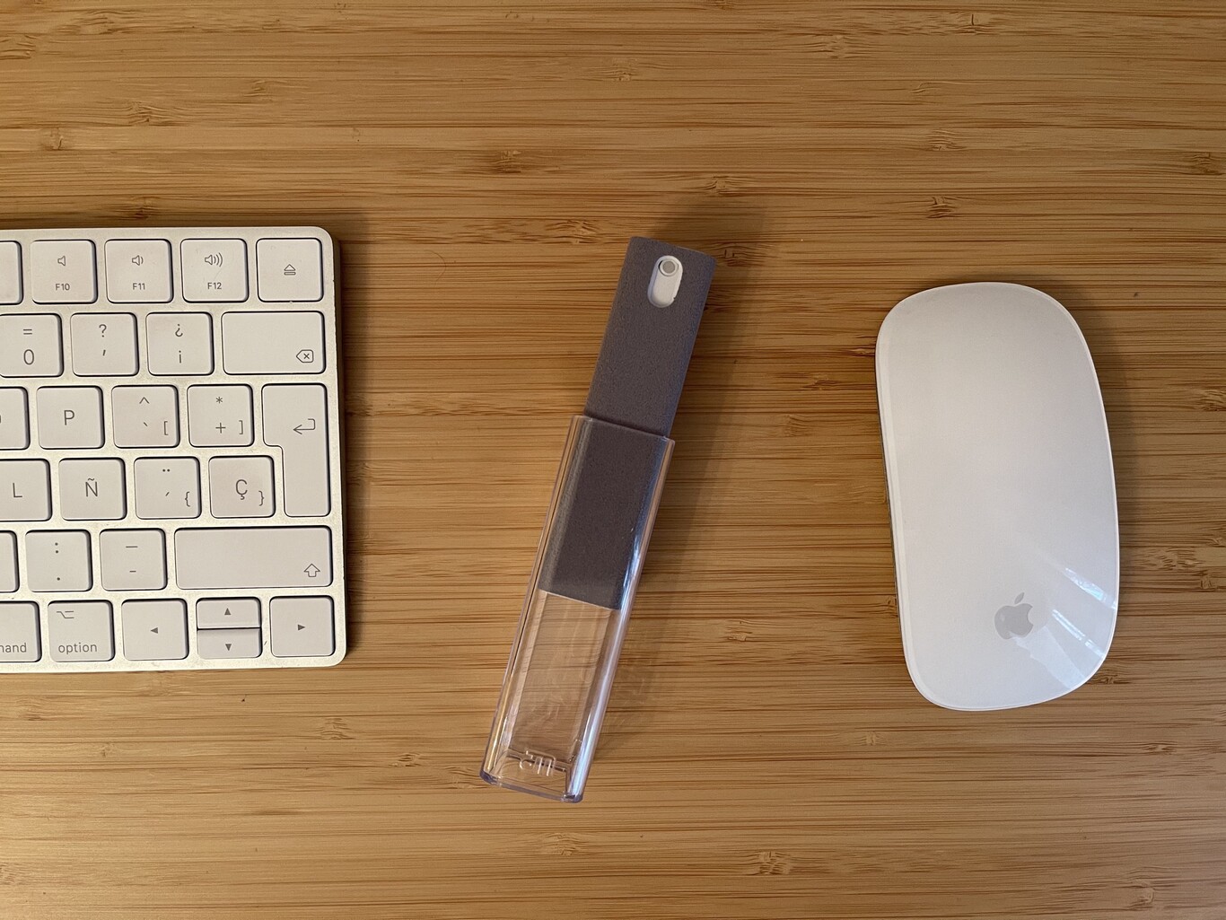 Probamos el spray limpiador AM Mist con el que mantener nuestros ...