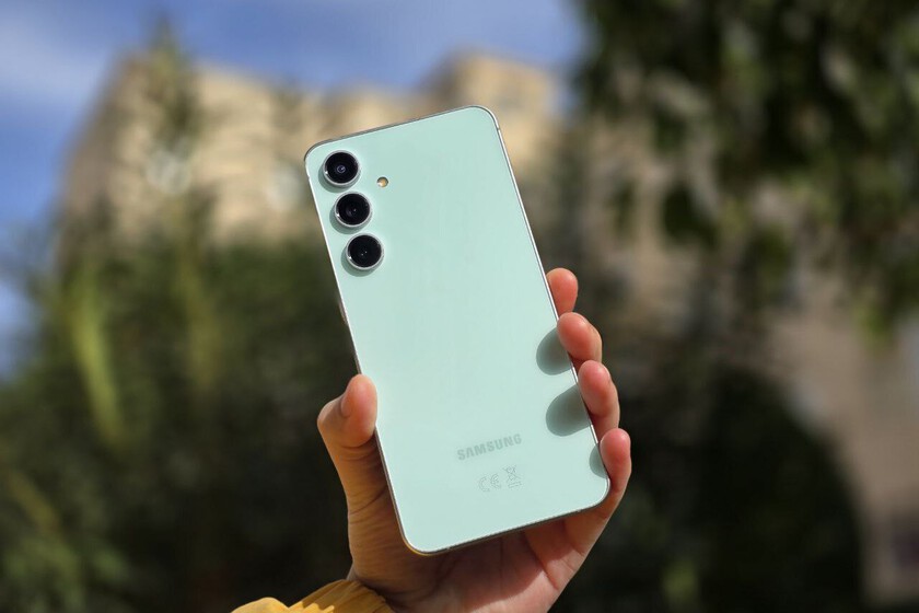 Samsung Galaxy S24 FE Review: Opinion with Specs and Price