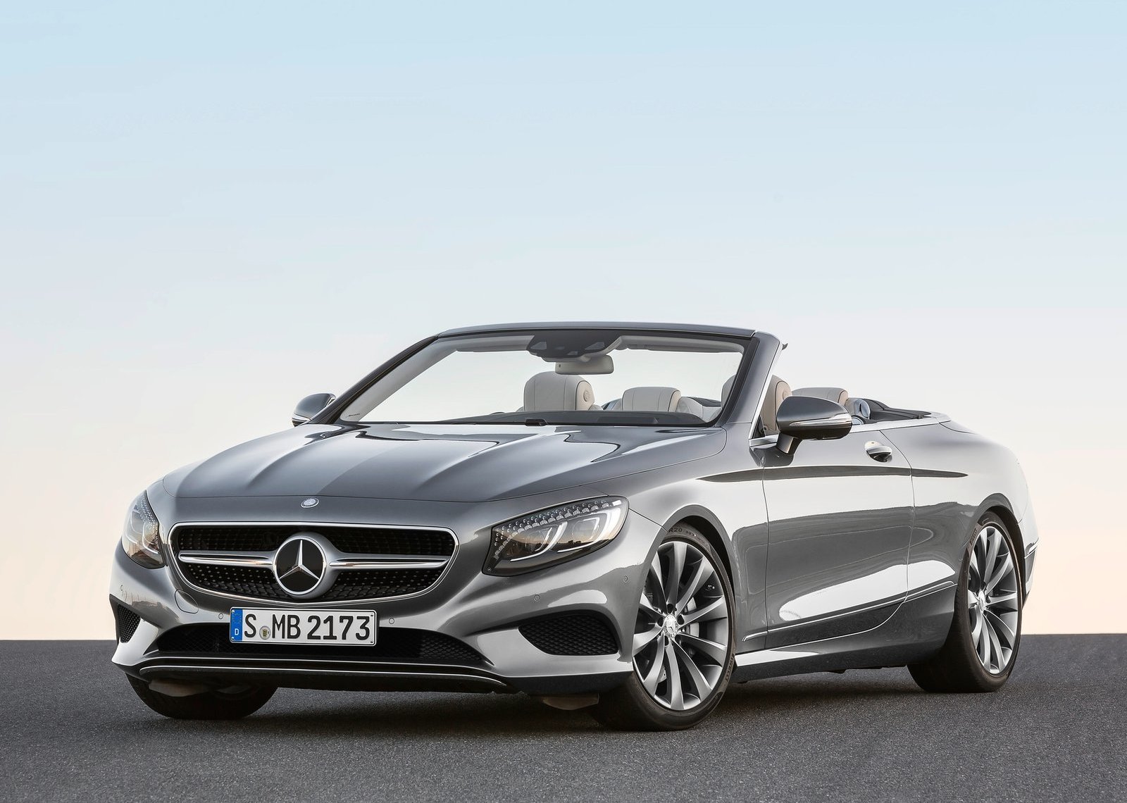 Mercedes-Benz Clase S Cabriolet, el colosal descapotable alemán en 6 ...