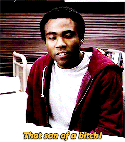 Nueve razones en formato gif para apuntarse a la vuelta de 'Community'
