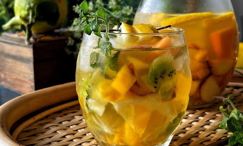 Cómo hacer clericot con vino tinto y sangría con diferentes frutas: las ...