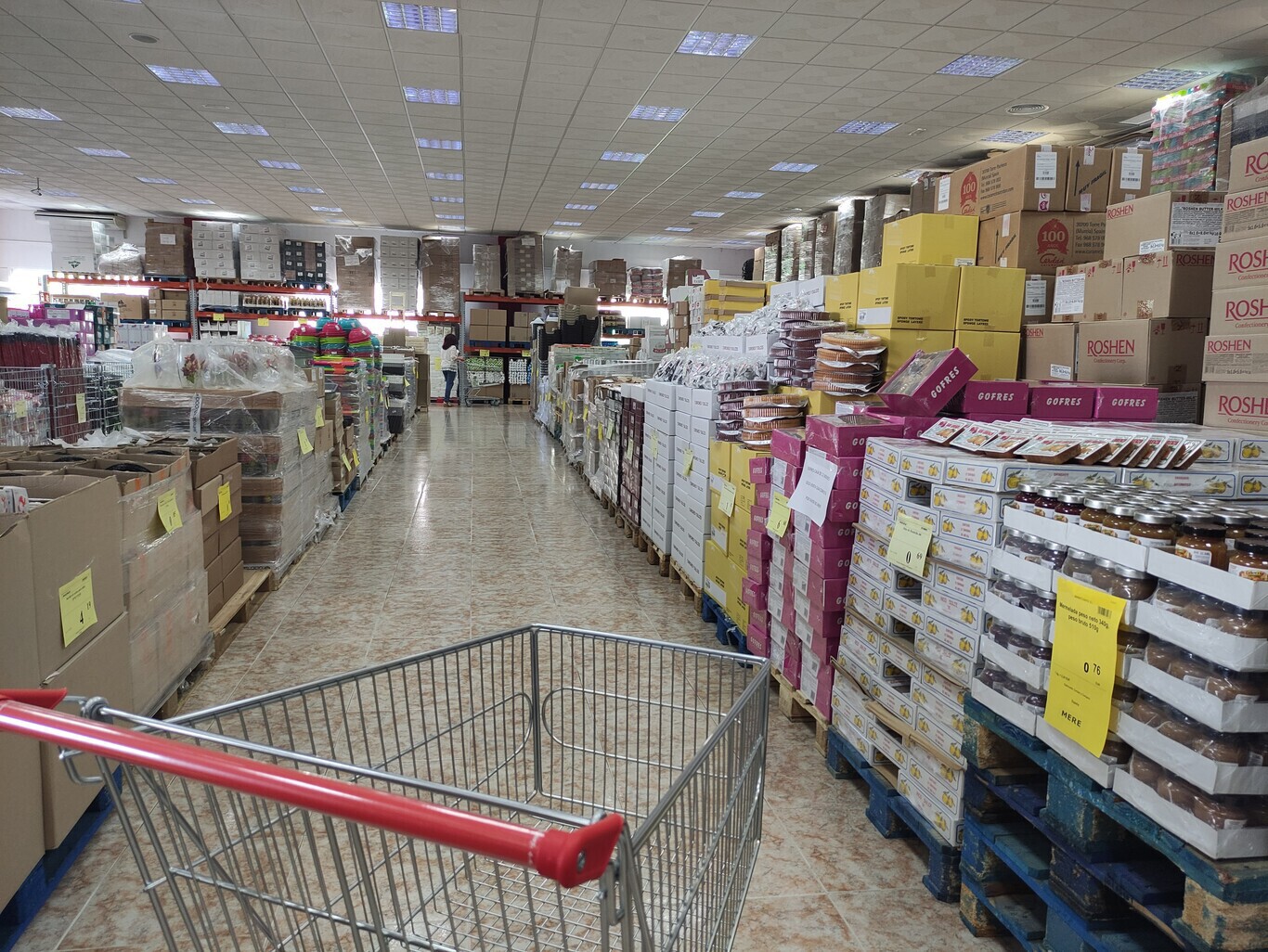 El Lidl ruso, Mere, vuelve a España ocupando un supermercado DIA y ...