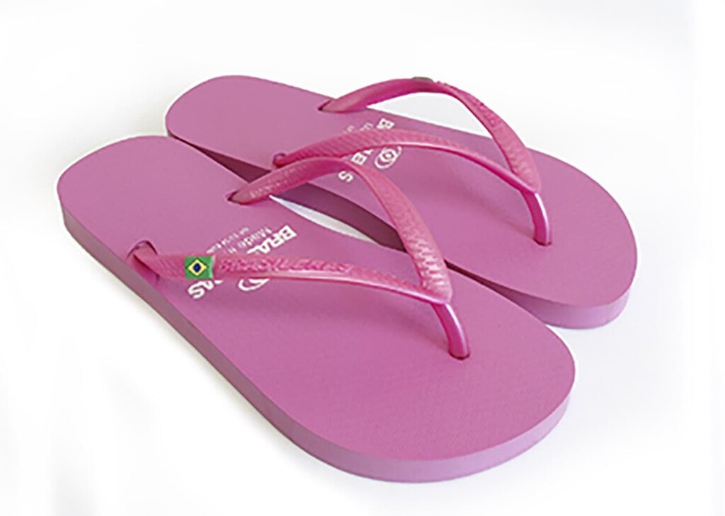 Tres chanclas Brasileras a todo color que están por menos de 13 euros ...