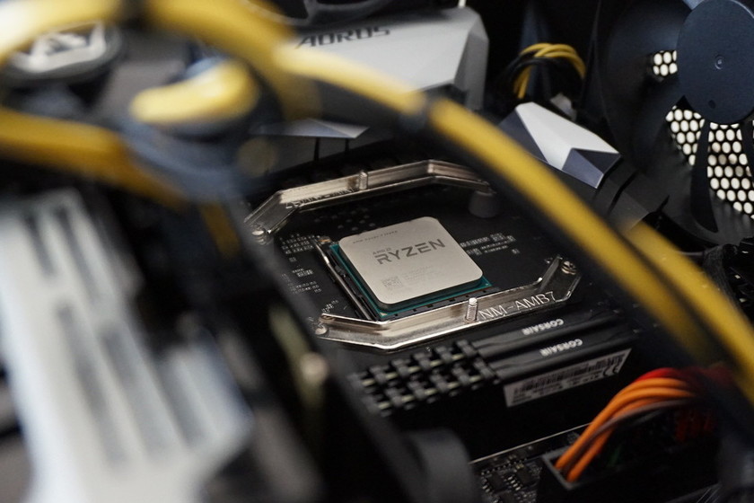 Qualcomm y AMD se alían, procesadores Ryzen con conectividad LTE en los ...