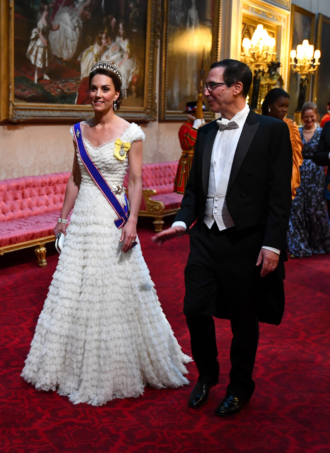 Kate Middleton se viste de princesa en honor a los Trump y luce la ...