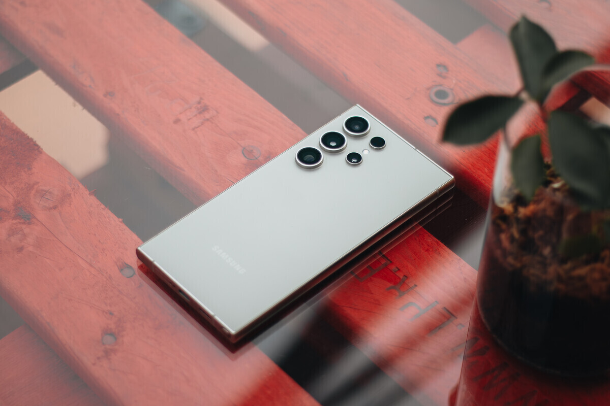 I Tested Every High-End Android Smartphone in 2024. Here’s the One That ...