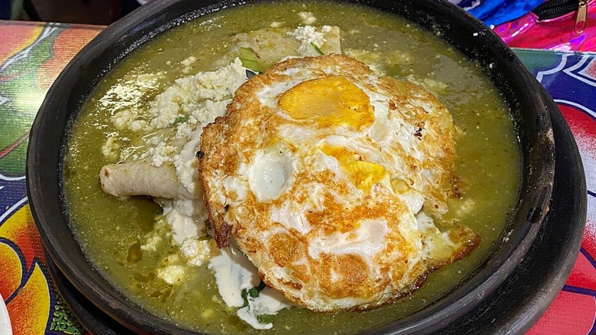 Cómo preparar 1 litro de salsa verde para huevos ahogados: un guisado ...