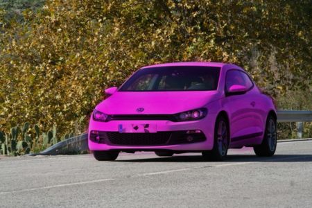 Los coches rosas de Motorpasión ven la luz