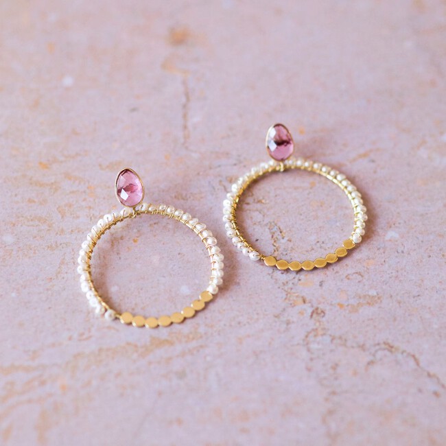 23 pendientes de aro: un clásico que nunca falla