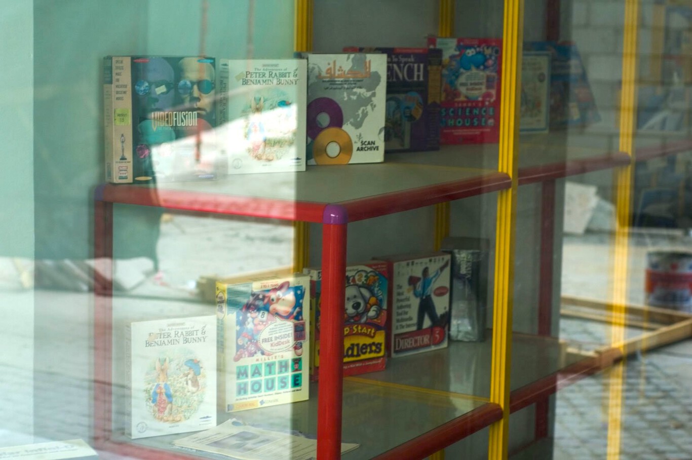 Una verdadera cápsula del tiempo: esta Apple Store abandonada en Kuwait ...