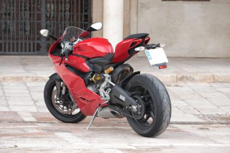 Ducati 899 Panigale, prueba (valoración, ficha técnica y galería)