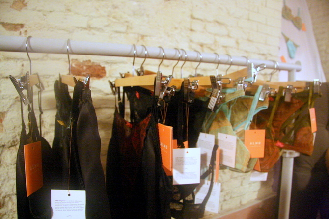 Almu Lingerie, delicada ropa interior hecha en España