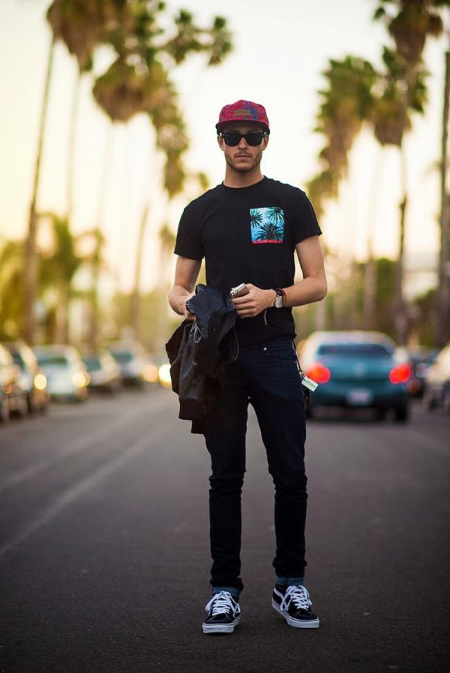 Adam Gallagher, ¿hay algo que le quede mal a este chico?
