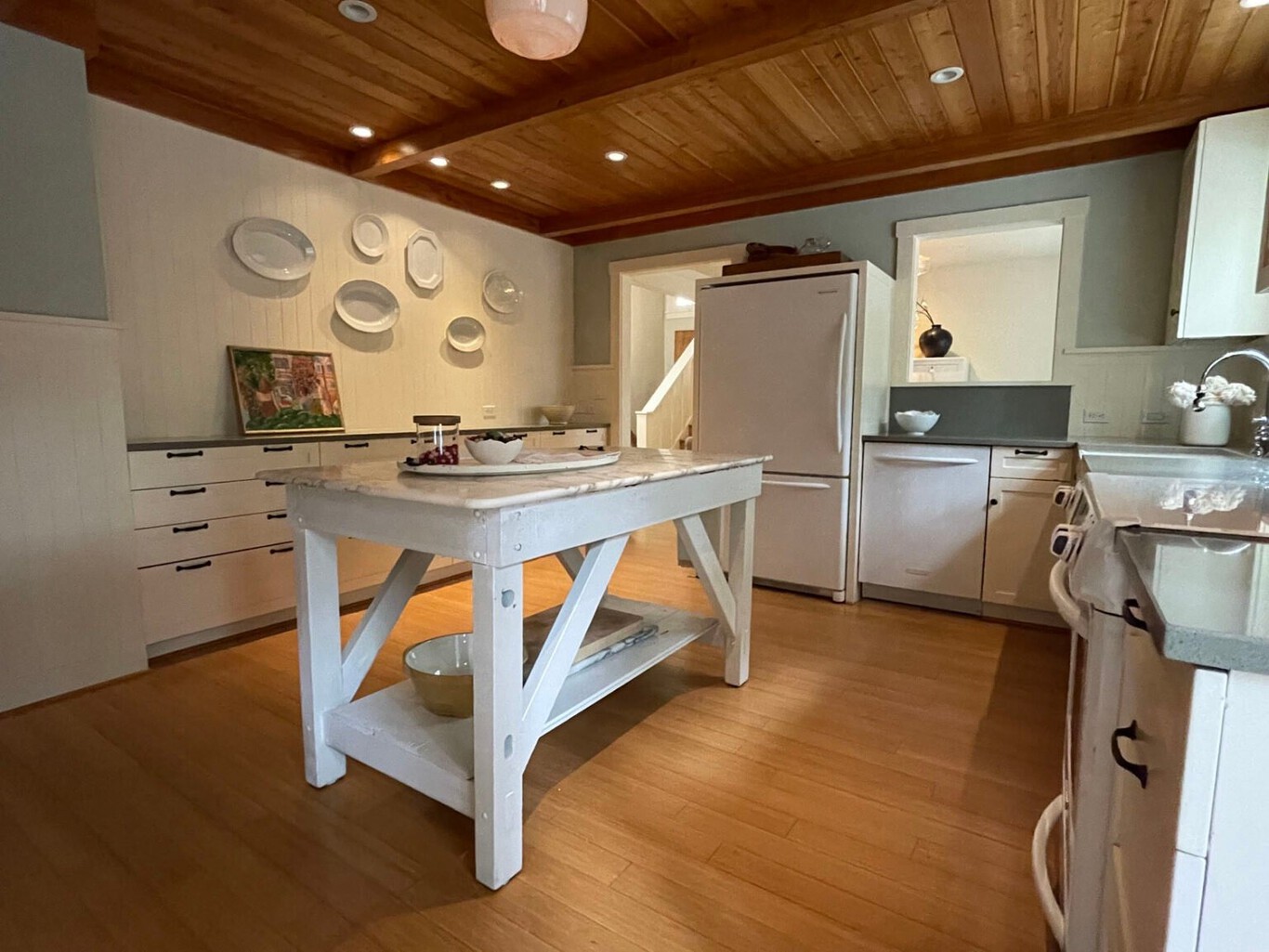 Ha pasado de ser una cocina blanca y sosa a cocina sofisticada y de ...