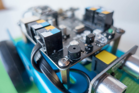 mBot Makeblock de SPC, análisis: un mini-robot con Arduino para enseñar ...