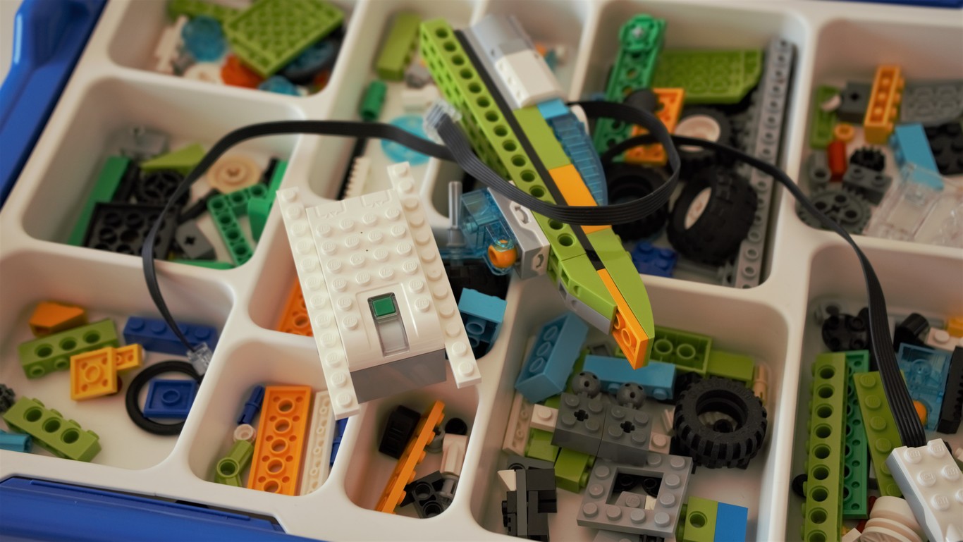 LEGO Mindstorms y WeDo a prueba: así se enfrenta LEGO a la época dorada ...