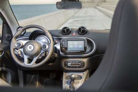 Smart fortwo cabrio 2016: al volante del descapotable más pequeño del ...