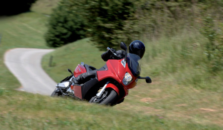 Gilera GP 800 maxi-scooter