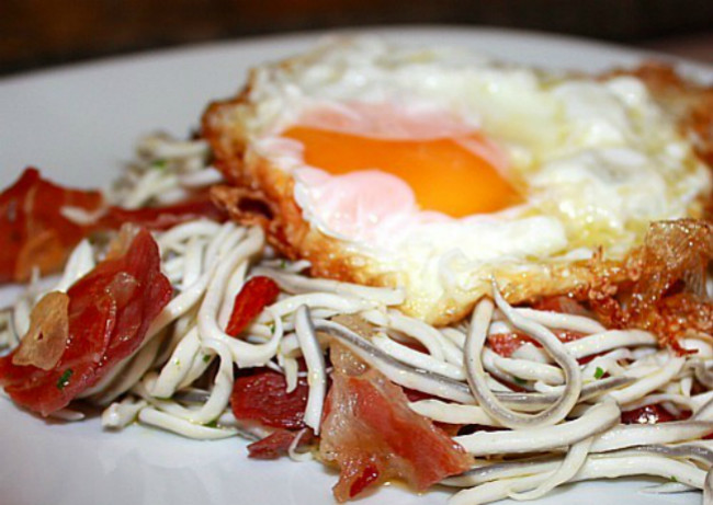 Las mejores recetas con gulas: cocina fácil, rápida, barata y tradicional