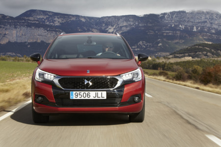 DS 4 Crossback: al volante del DS más aventurero