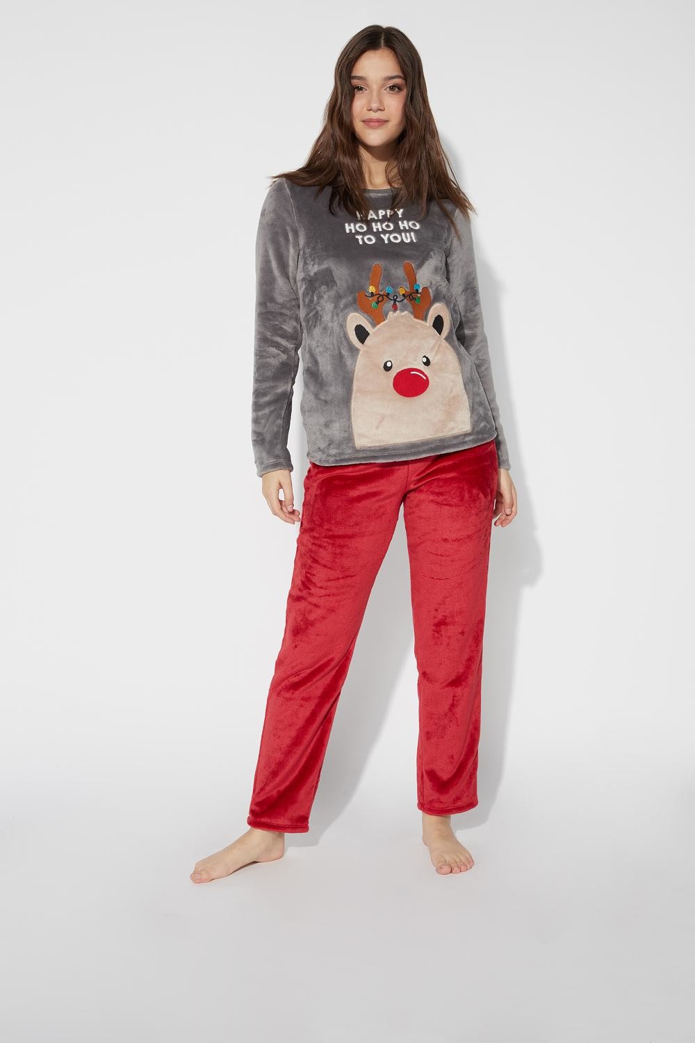 Los 11 pijamas festivos con los que las reinas del estilo esperan a ...