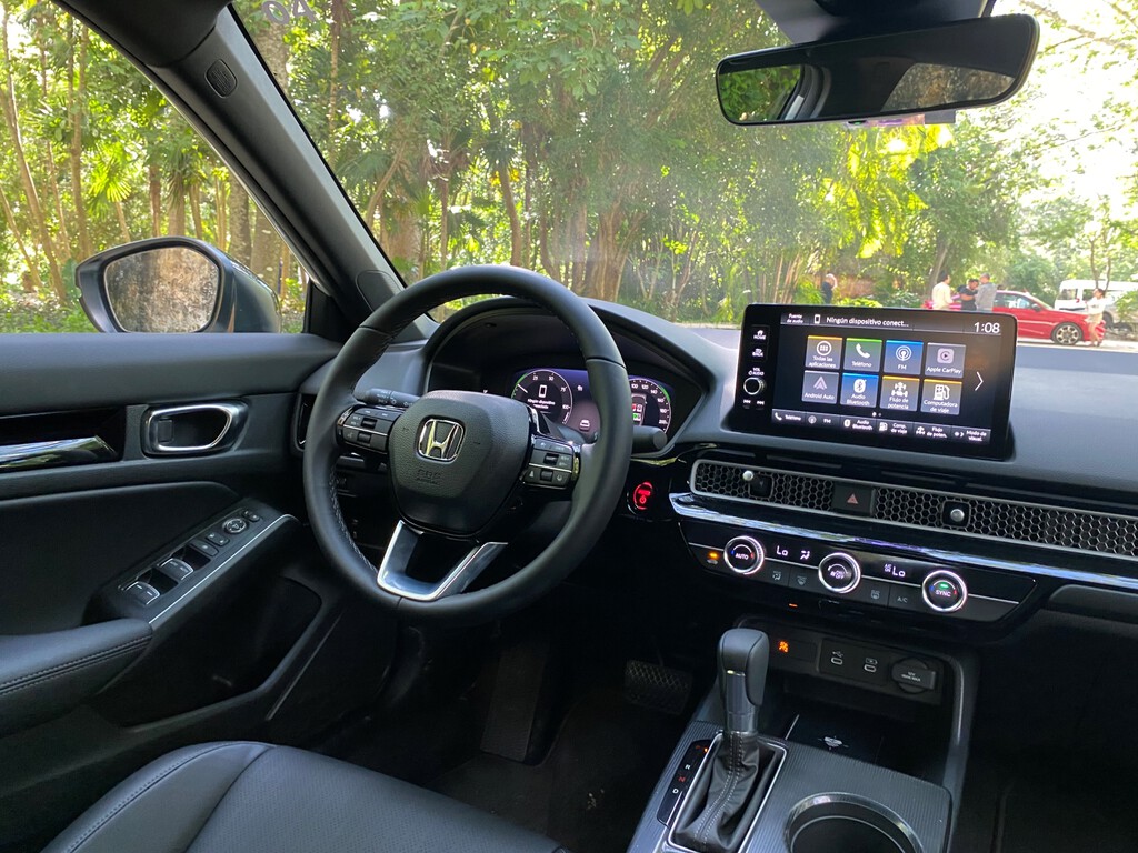 Manejamos el Honda Civic Hybrid 2025: adiós motor turbo, hola sistema ...