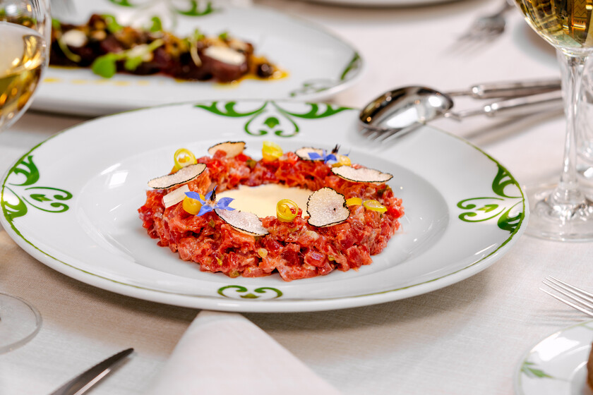 Cómo hacer el tartar de atún perfecto en casa con los trucos de tres chefs